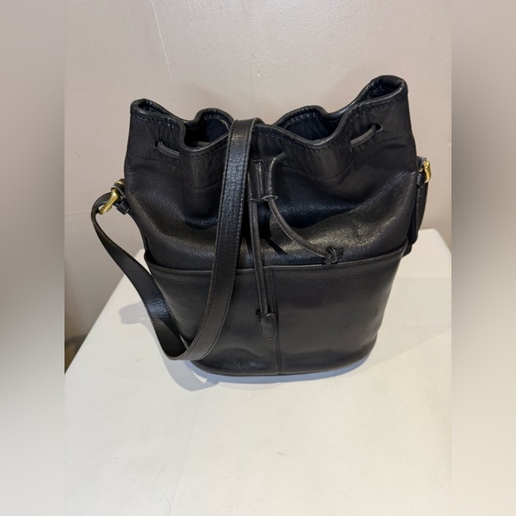 Coach | Bags | Coach Thompson Drawstring Bucket Bag Black Leather Brass ...